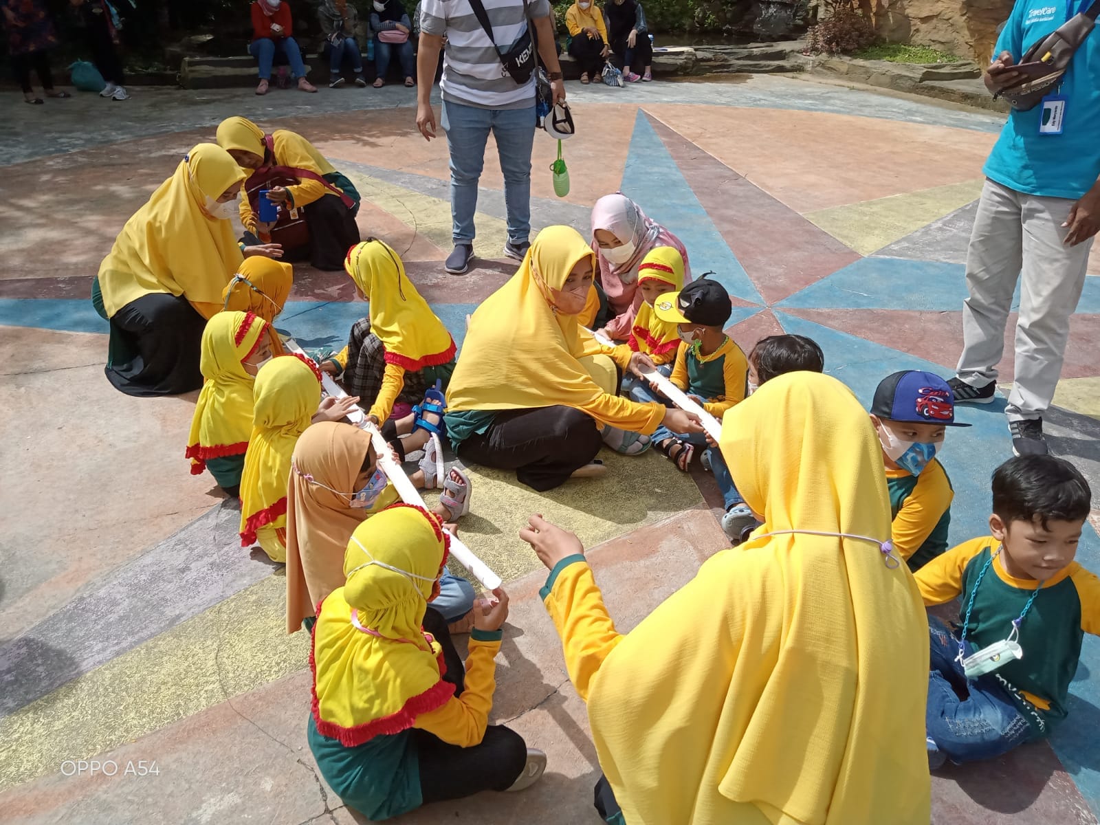 Paket Wisata Kemuning – Jeep Adventure, Outbound & River Tubing