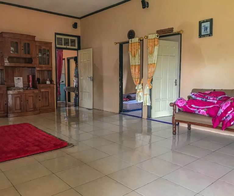 Villa dan Penginapan Kemuning – Paket Wisata Kemuning