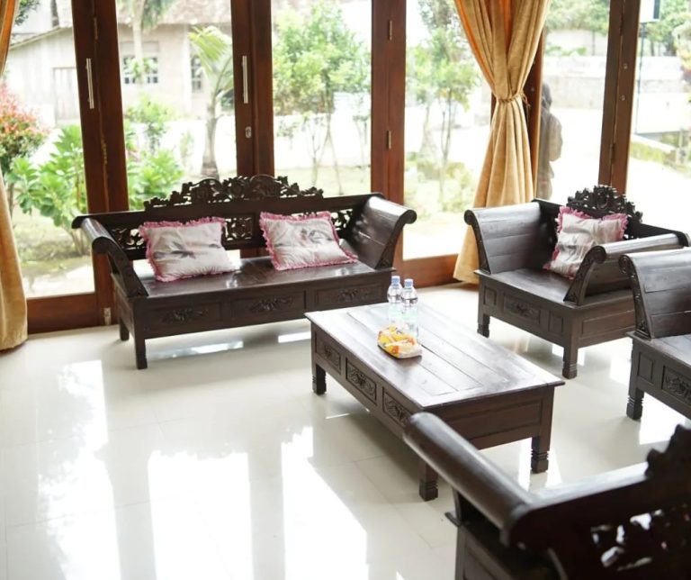 Villa dan Penginapan Kemuning – Paket Wisata Kemuning